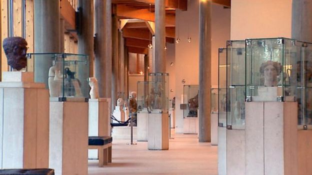 Don't mess around with Burrell Collection says architect - BBC News