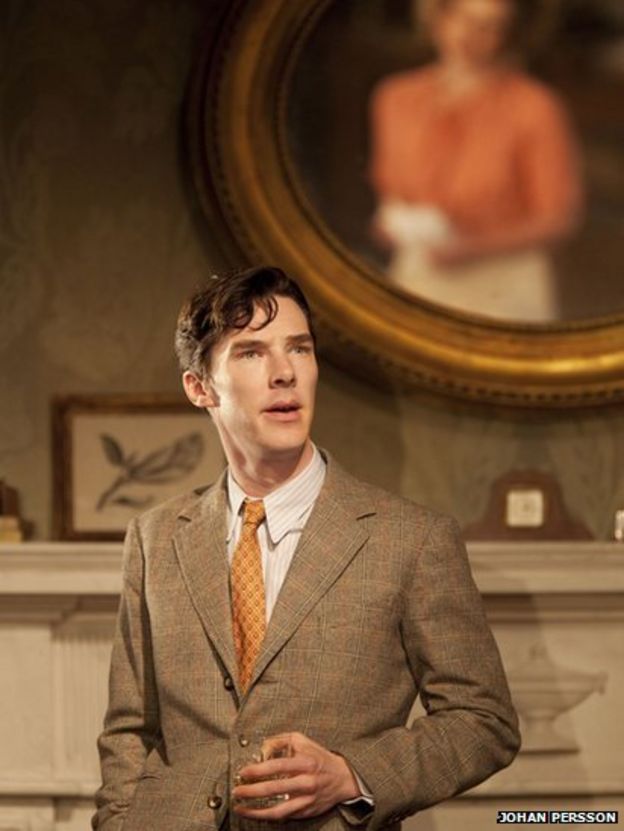 In Pictures: The National Theatre celebrates 50 years - BBC News