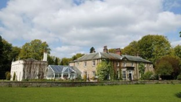 Whitworth Hall 'to honour two weeks' of weddings after going bust - BBC ...