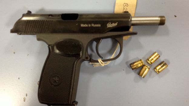 Gun crime: How do weapons appear on England's streets? - BBC News