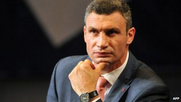 Ukraine boxer Vitali Klitschko to seek presidency - BBC News