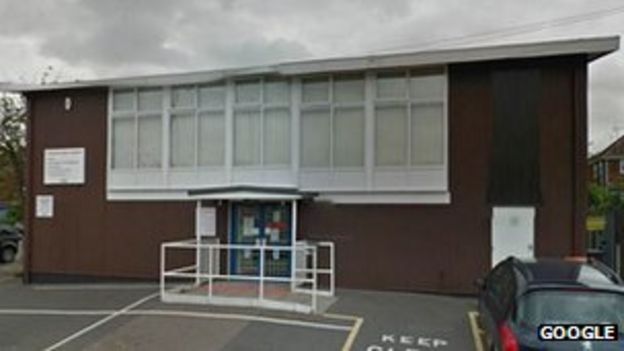 Luton library closures announced due to £1.5m funding cut - BBC News