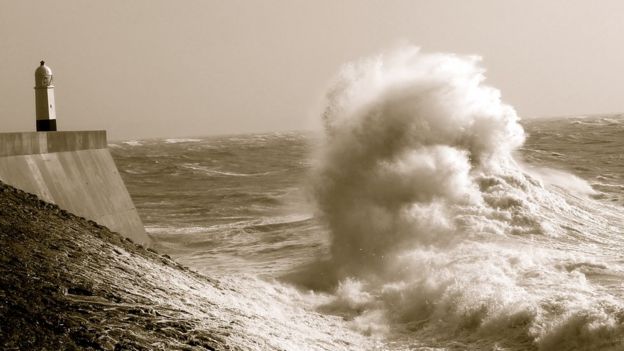 Your pictures from the UK storm - BBC Weather