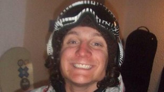 Tributes paid to car crash victim Ryan Carney - BBC News