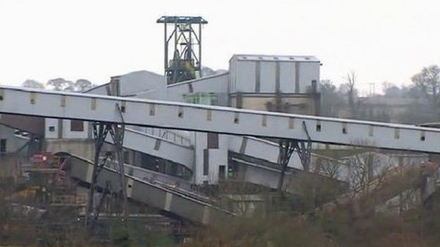 Daw Mill colliery work 'will prevent fires' - BBC News