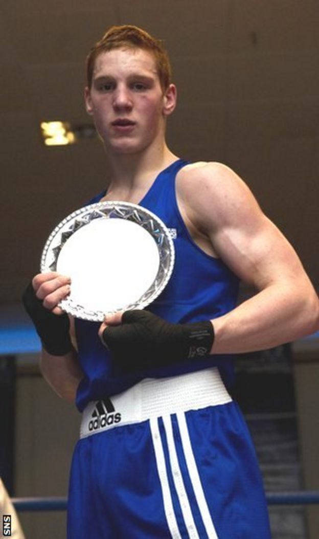 Scottish boxers Joe Ham and Scott Forrest capture Games spirit - BBC Sport