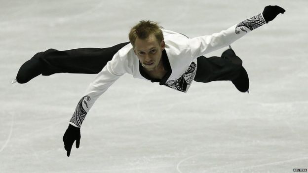 Day in pictures - 8 November - BBC Newsround