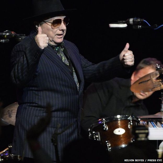 In pictures: Van Morrison gets freedom of Belfast - BBC News