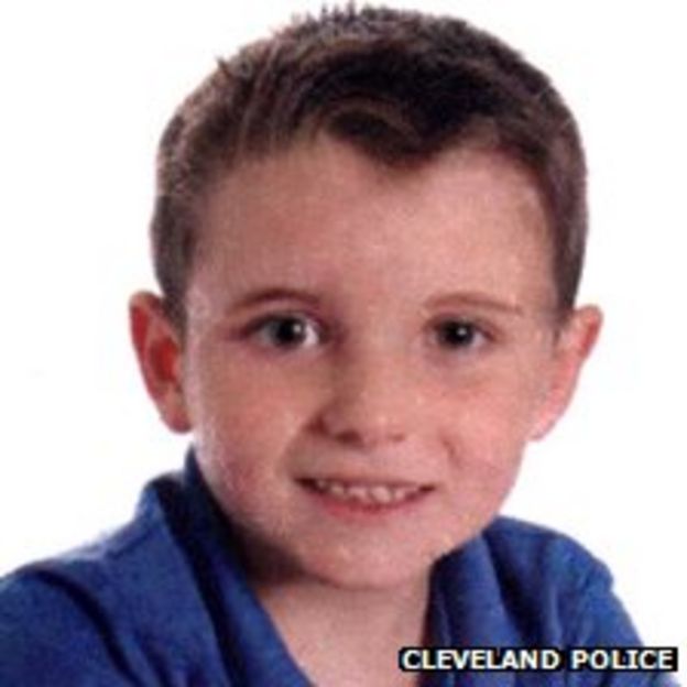 Village 'touched' by road death of Nathan Smith, 7 - BBC News