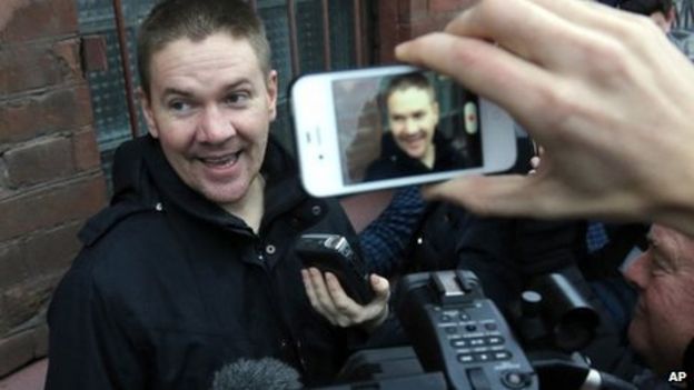 Greenpeace man Anthony Perrett 'relief' as charges dropped - BBC News