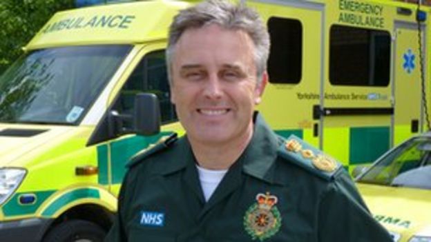 More paramedics hired in Yorkshire Ambulance job boost - BBC News