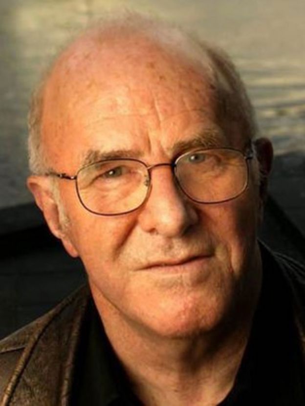 Clive James up for Costa Book Award - BBC News