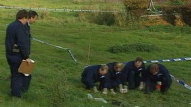 Ian Grant murder: New evidence in 1995 shooting - BBC News