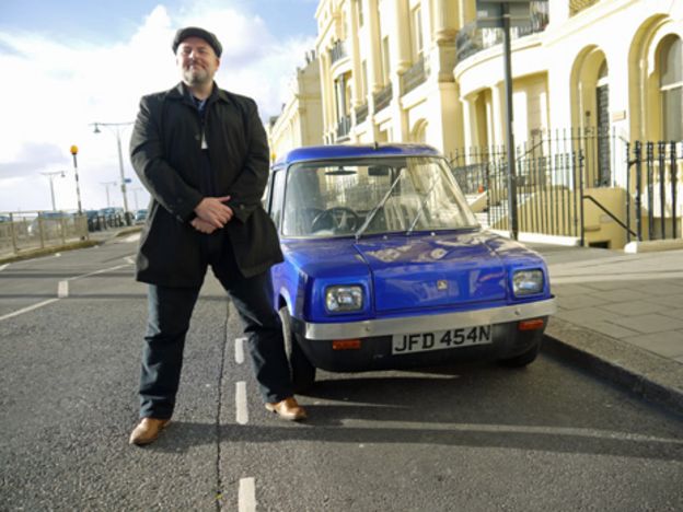 The Enfield Thunderbolt: An electric car before its time - BBC News