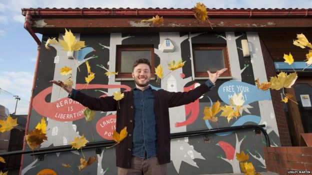 In pictures: Scots libraries turned into works of art - BBC News