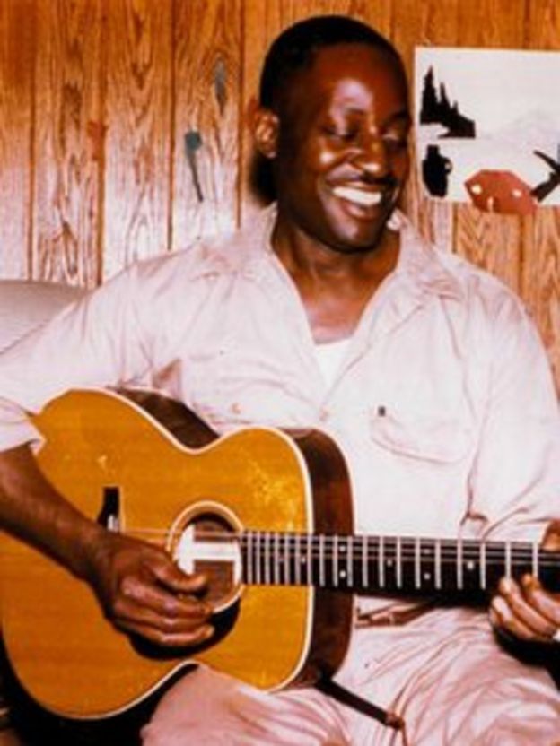 On the trail of the Blues - BBC News