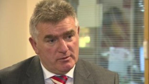 Former RUC officer remembers Harry Breen and Bob Buchanan - BBC News