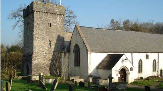 15th Century altar screen at Llancarfan church restored - BBC News
