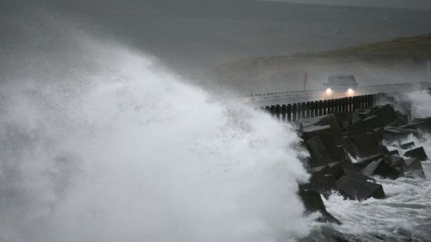 In pictures: Storms across Scotland - BBC News