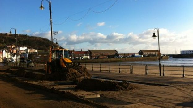 £1m scheme to reduce flood risk in Whitby - BBC News