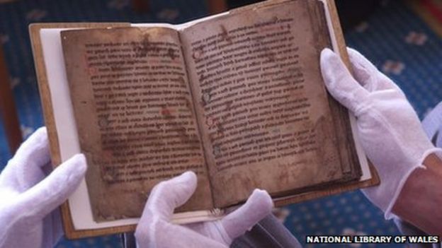 Historic Book of Aneirin put online by National Library - BBC News