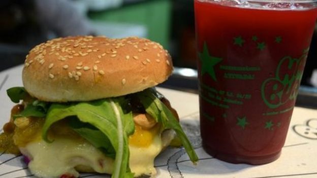 Why Rio's beaches are so important to the city's food scene - BBC News