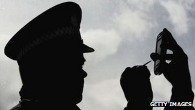 Police crackdown on pirate site ads - BBC News