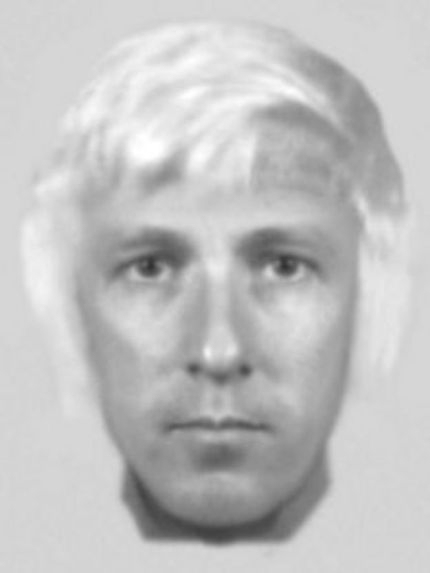 Victim David Rees, 63, offers £3k reward to catch robber - BBC News