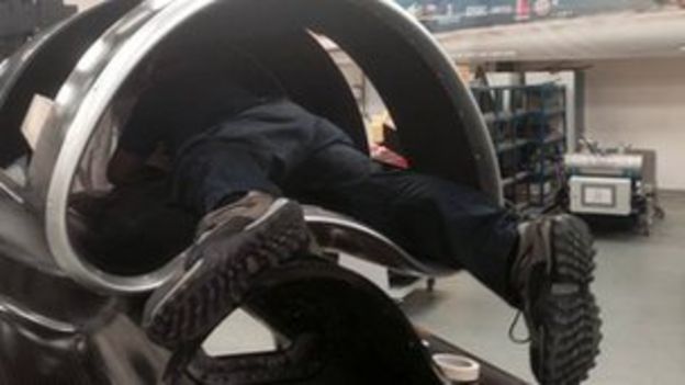 Bloodhound Diary: 'Great' British engineering - BBC News