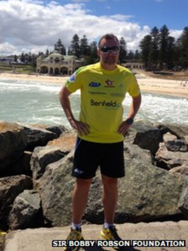 Run Geordie Run Mark Allison ends Australia challenge - BBC News