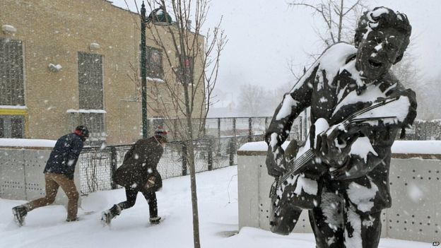 In pictures: US 'big freeze' - BBC News