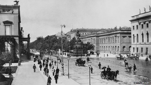 Berlin 1914: A city of ambition and self-doubt - BBC News