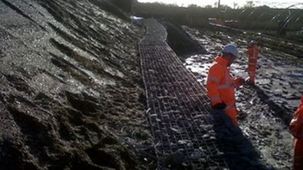 Signal boxes on Lincoln to Spalding rail line to close - BBC News