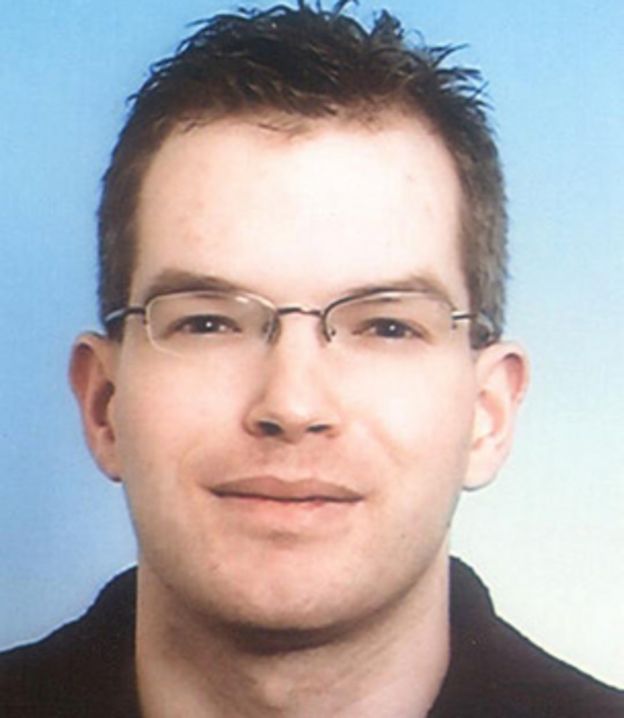 Christopher Jefferies: How I was hounded - BBC News