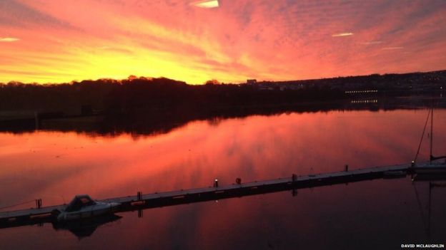 In pictures: Spectacular winter sunrises in Northern Ireland - BBC News