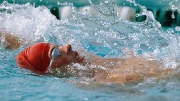 Concern over new 'less family-friendly' Rushcliffe Arena pool - BBC News