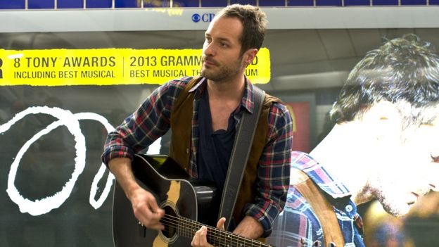 Coventry preview for Declan Bennett's new one man show - BBC News