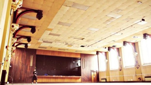 Work to start on Wakefield's Unity Hall redevelopment - BBC News