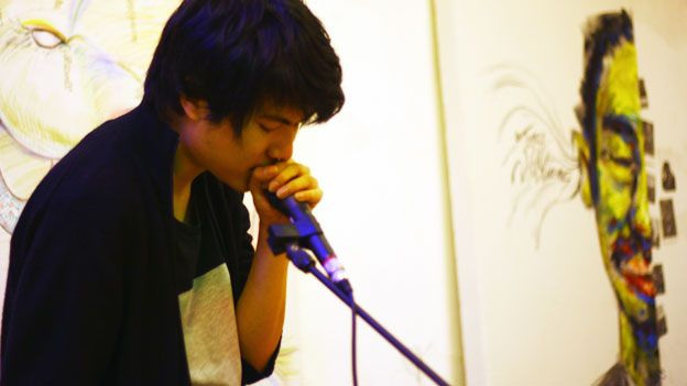 Ruhan Jia: China's state-sponsored pop - BBC News