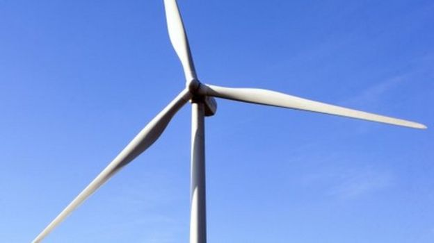 Loch Urr and Benbrack wind farm bids submitted - BBC News