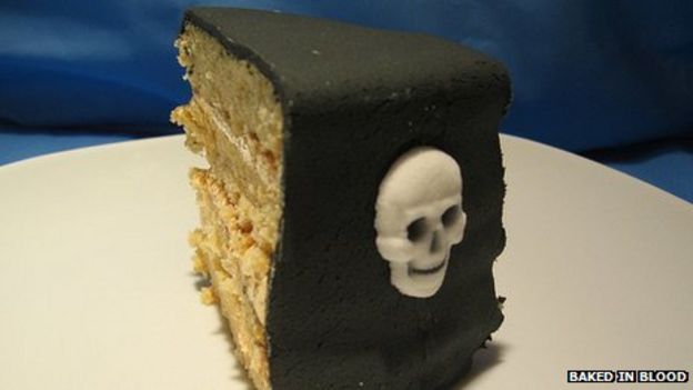 Death Cafe: Discussing mortality over tea and cake - BBC News