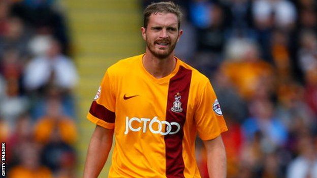 Luke Oliver: Forest Green sign former Bradford City defender - BBC Sport