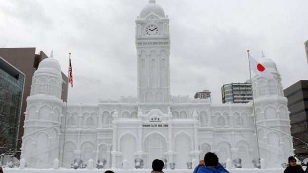 Pictures: Huge sculptures at Japanese snow festival - BBC Newsround