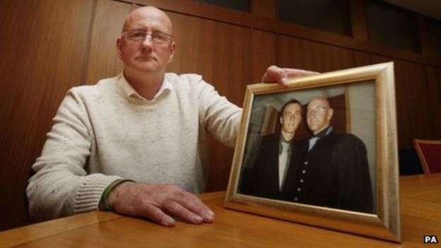 Dean Geary death: Family make emotional appeal - BBC News