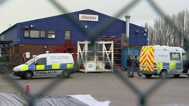 Claxton Engineering workers crushed under steel, inquest hears - BBC News