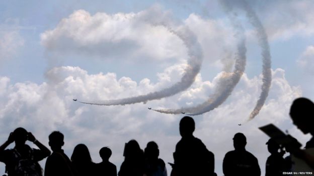 Day in pictures: 13 February 2014 - BBC News