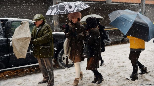 Day in pictures: 14 February 2014 - BBC News