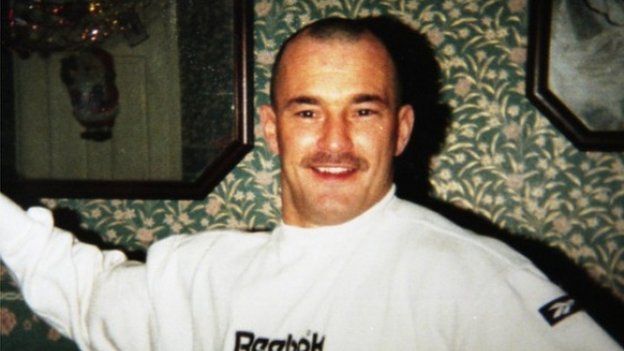 Plea over South Shields' Kevin Nightingale's 1996 murder - BBC News