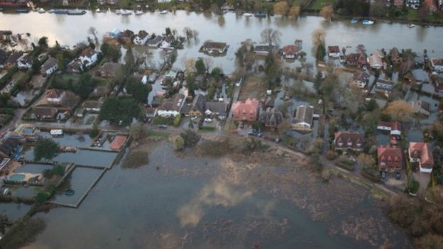 Windsor and Maidenhead borough gets £2.1m flood repair grant - BBC News