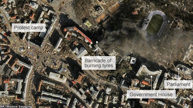 Ukraine crisis: Renewed Kiev assault on protesters - BBC News